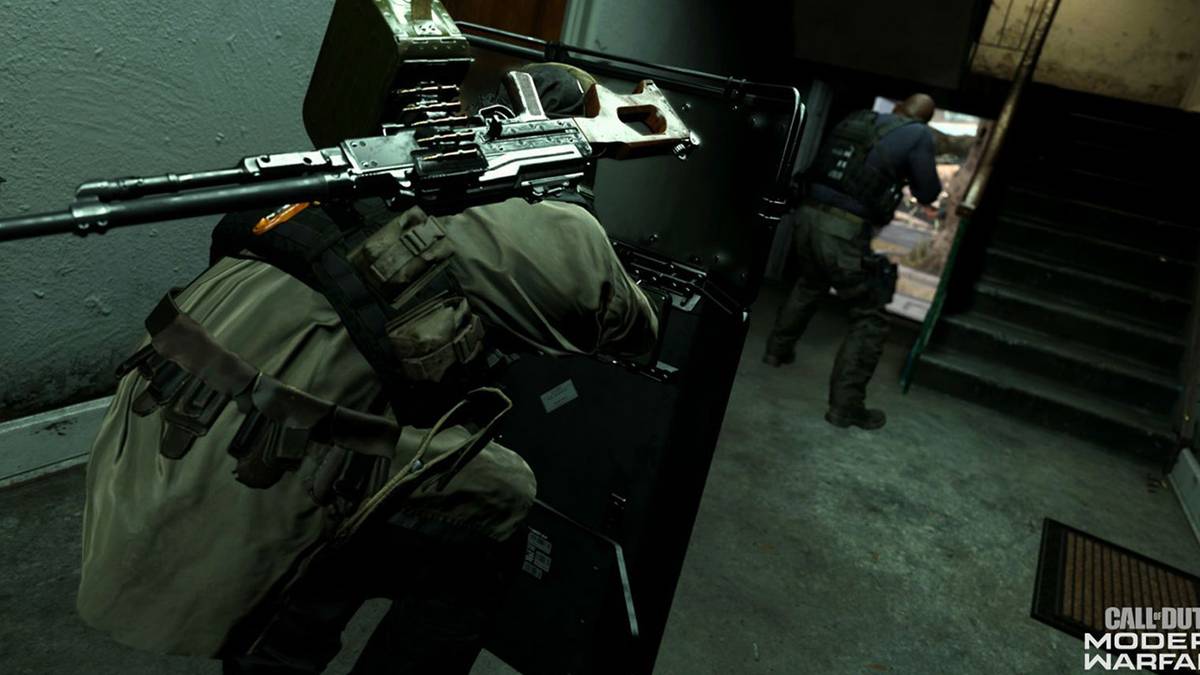 Hilarious Call of Duty: Warzone Clip Shows Just How Effective Riot ...