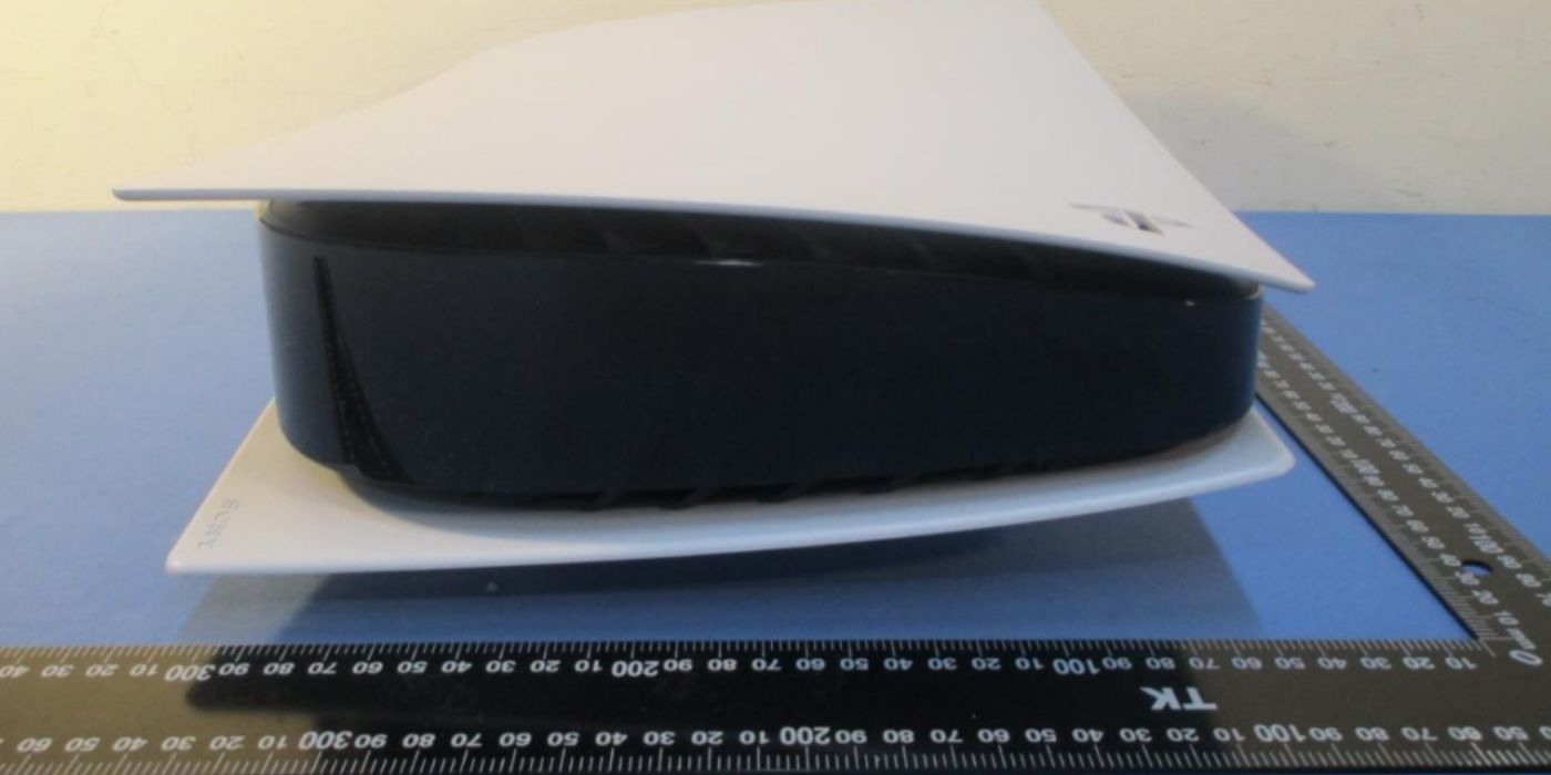 PS5 Photos Show How Big The Console Really Is