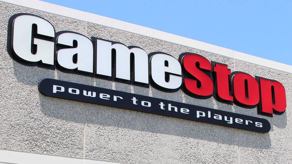 Update: GameStop Will Have PS5, Xbox Series X Bundles Today