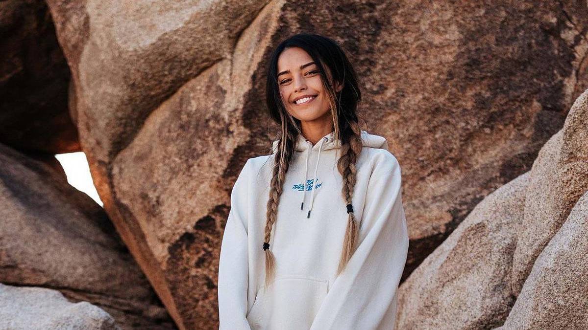 Valkyrae is the World's Top Female Streamer