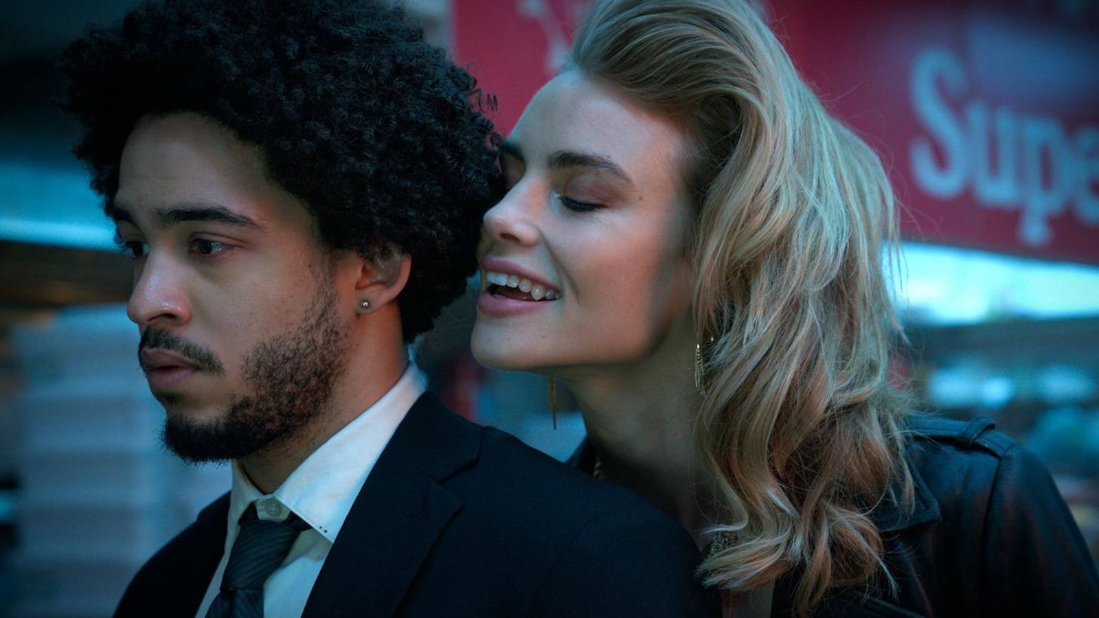 Night Teeth Trailer Shows Megan Fox In Netflix's New Vampire Flick