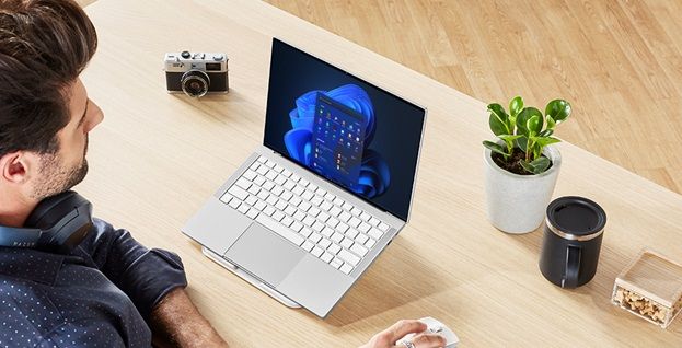 Razer Releases New Razer Book With Windows 11 Pre-Installed