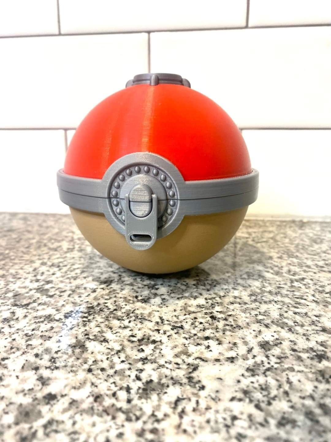 Pokemon Fan Creates Incredible Poke Ball Inspired by Legends: Arceus