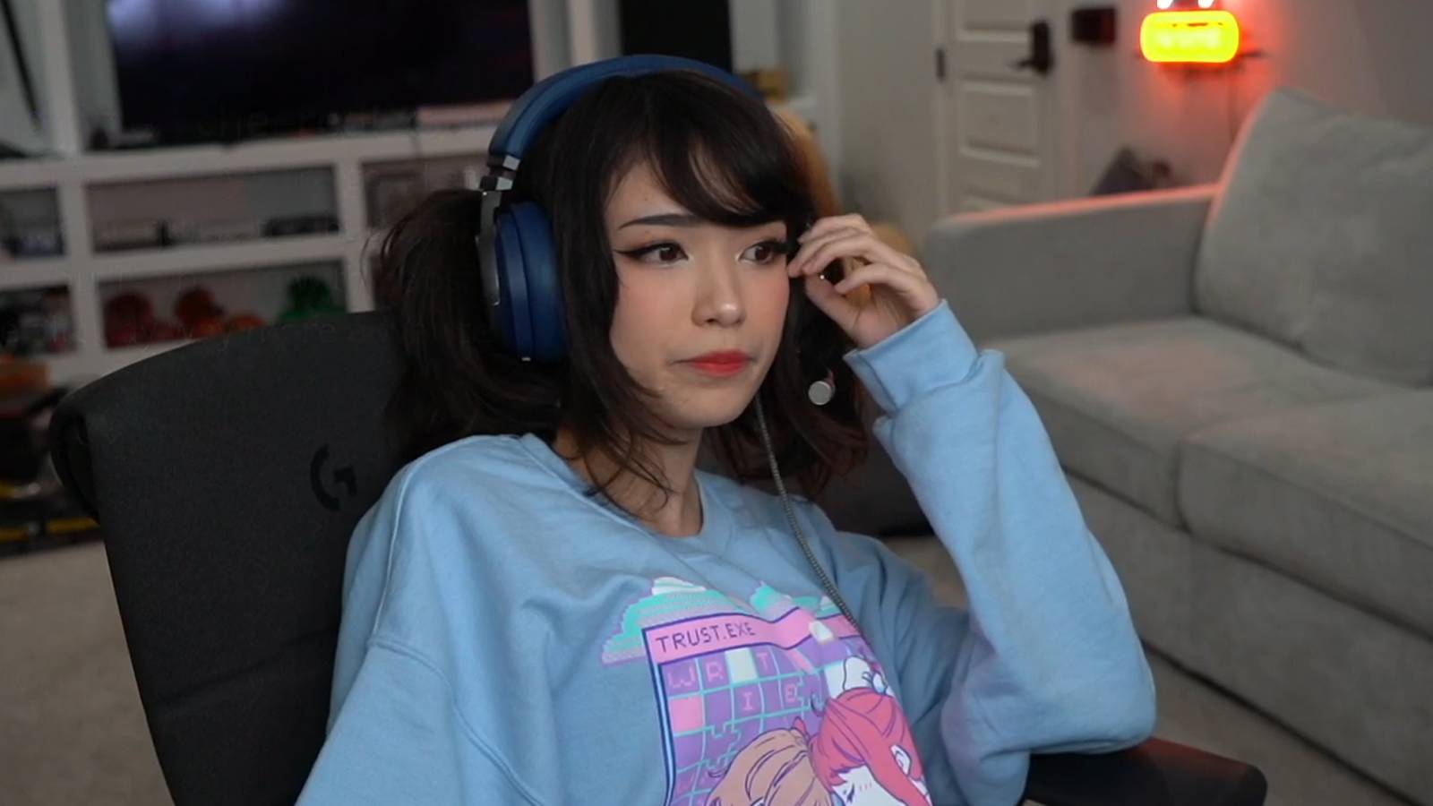 Emiru Returns to Twitch