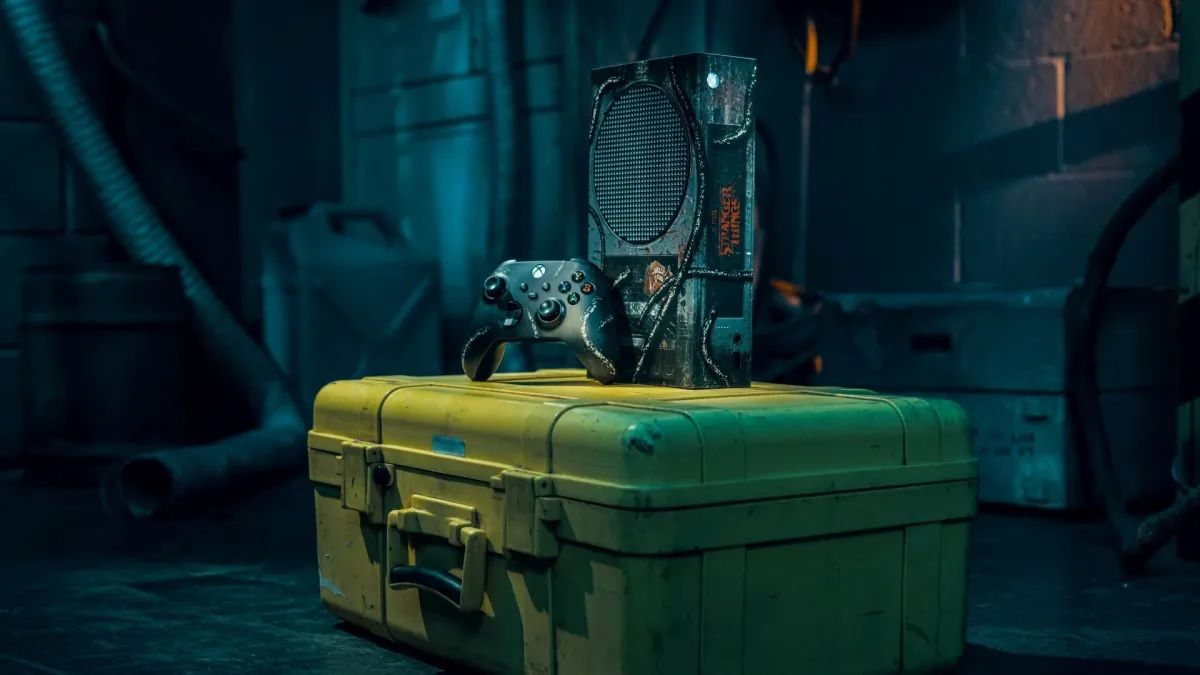 Custom Stranger Things Xbox Console Looks Incredible