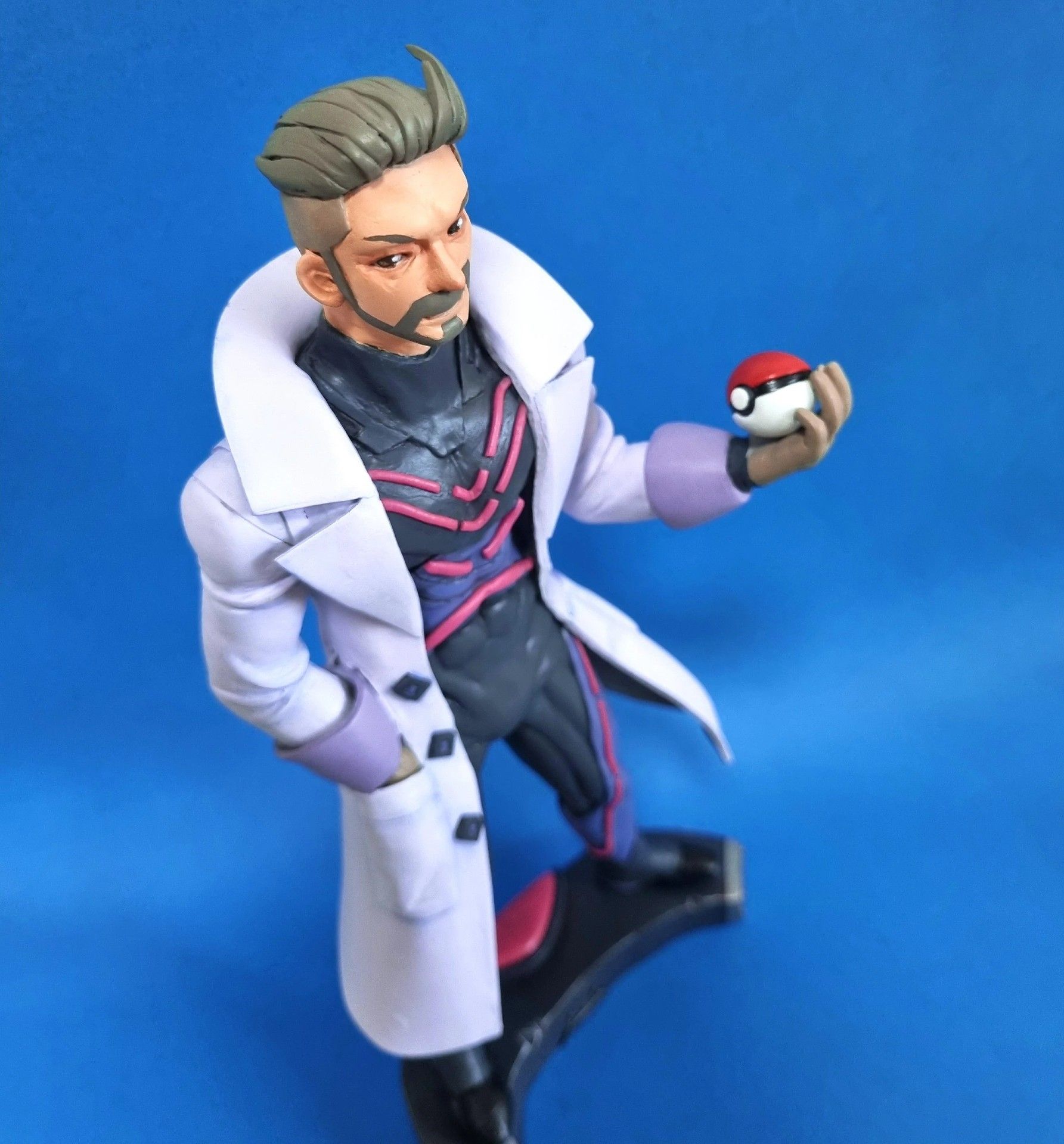 Pokemon Scarlet and Violet Fan Designs Their Own Professor Turo Figure