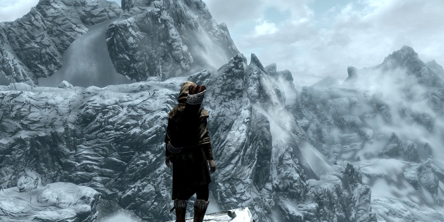 Skyrim Death Animation Shows Player Slide Down an Entire Mountain