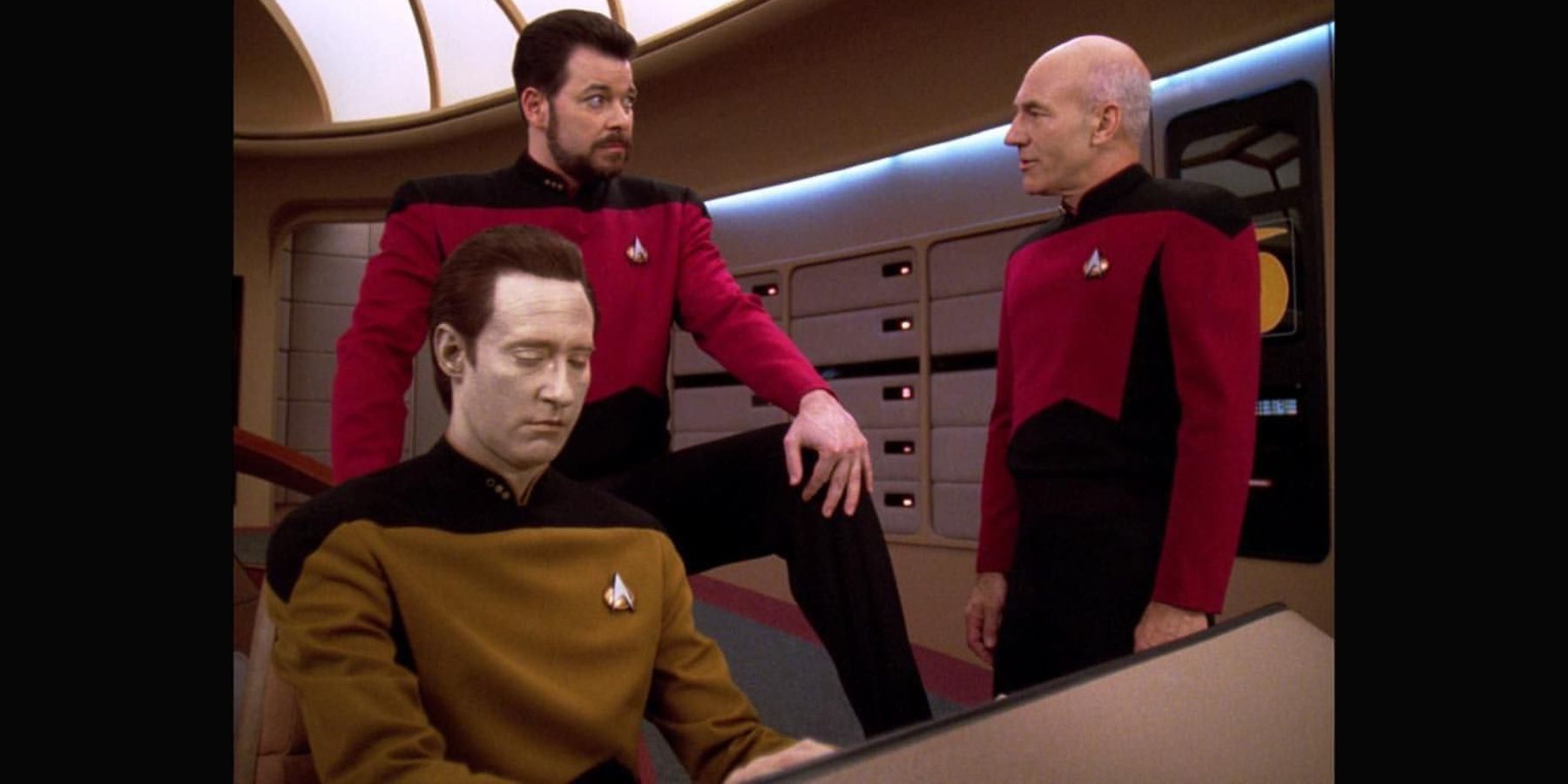 Star Trek: What Are The Origins Of The Riker Maneuver?