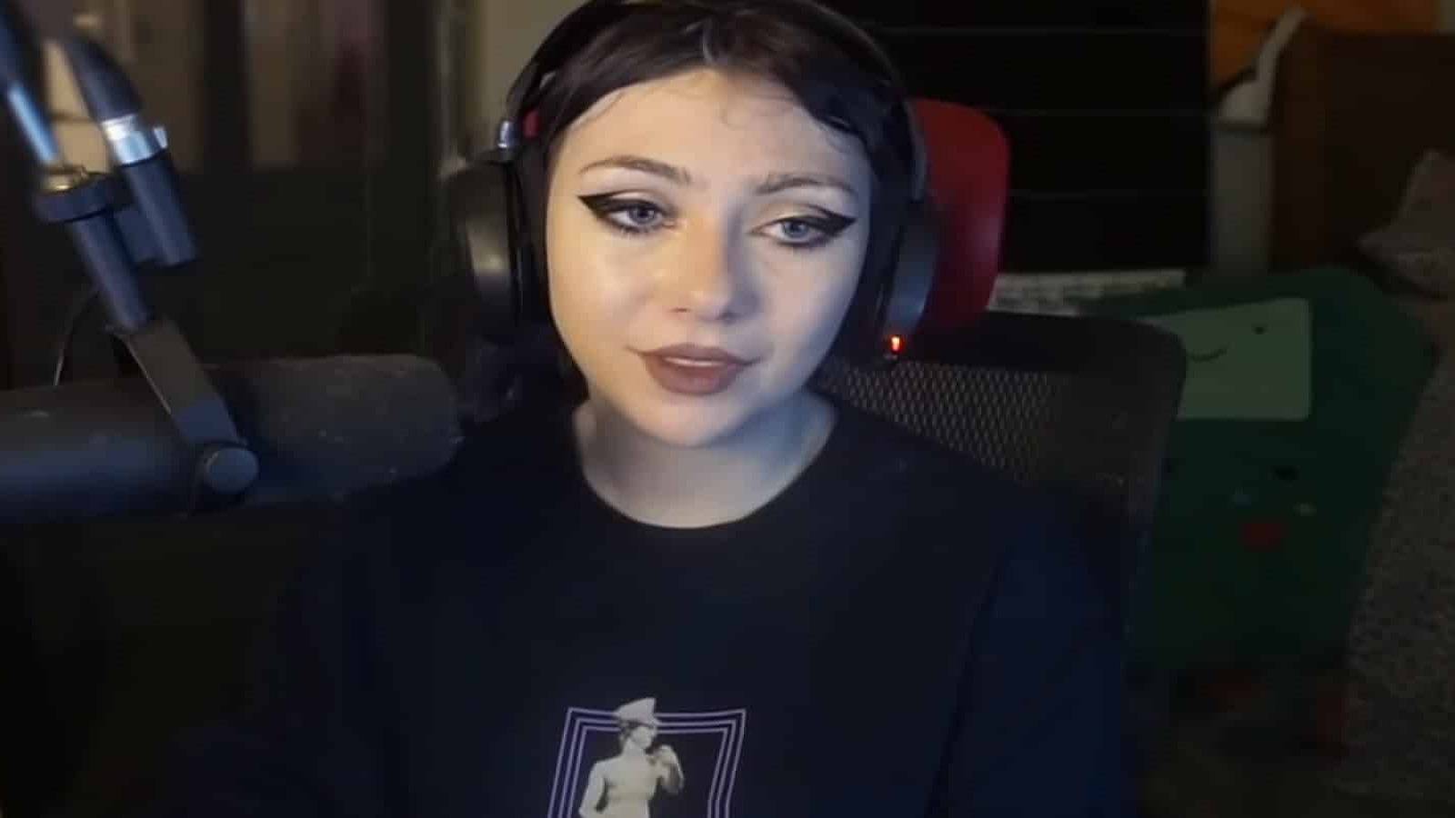 JustAMinx Accused of 'Blackmailing' Streamer