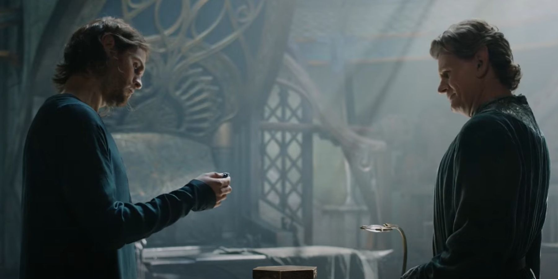 Rings of Power: Why Didn't Galadriel Tell The Others Halbrand's Secret?