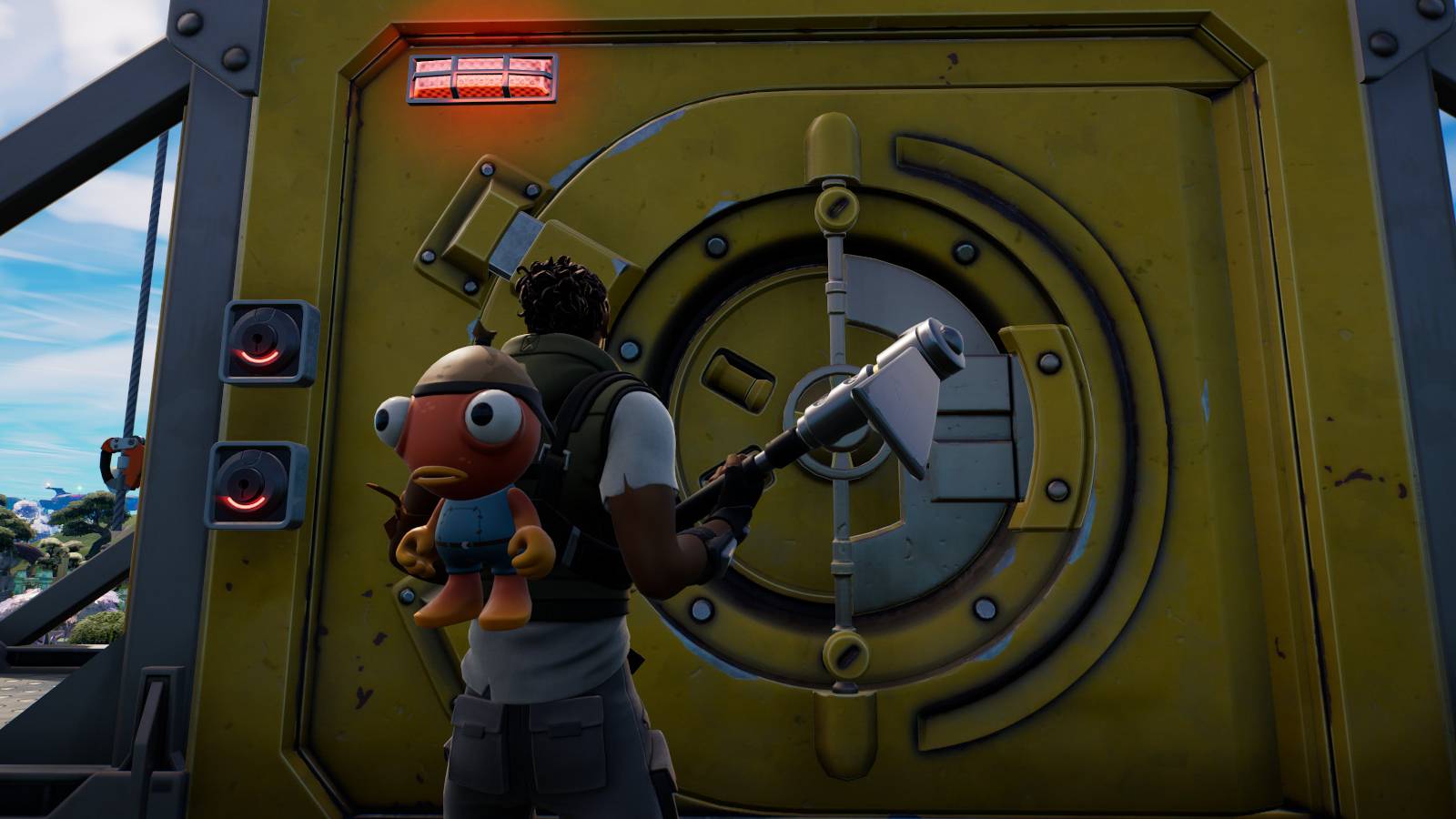 Fortnite: How to Open a Lock with a Key and a Safe in a Single Match
