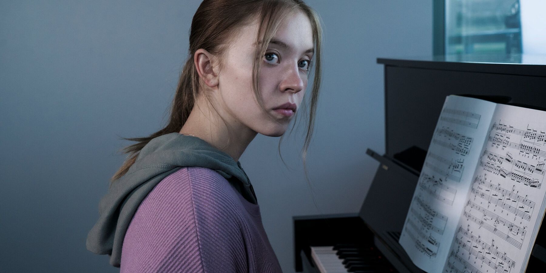 Sydney Sweeney Stars In This Stylish Blumhouse Thriller