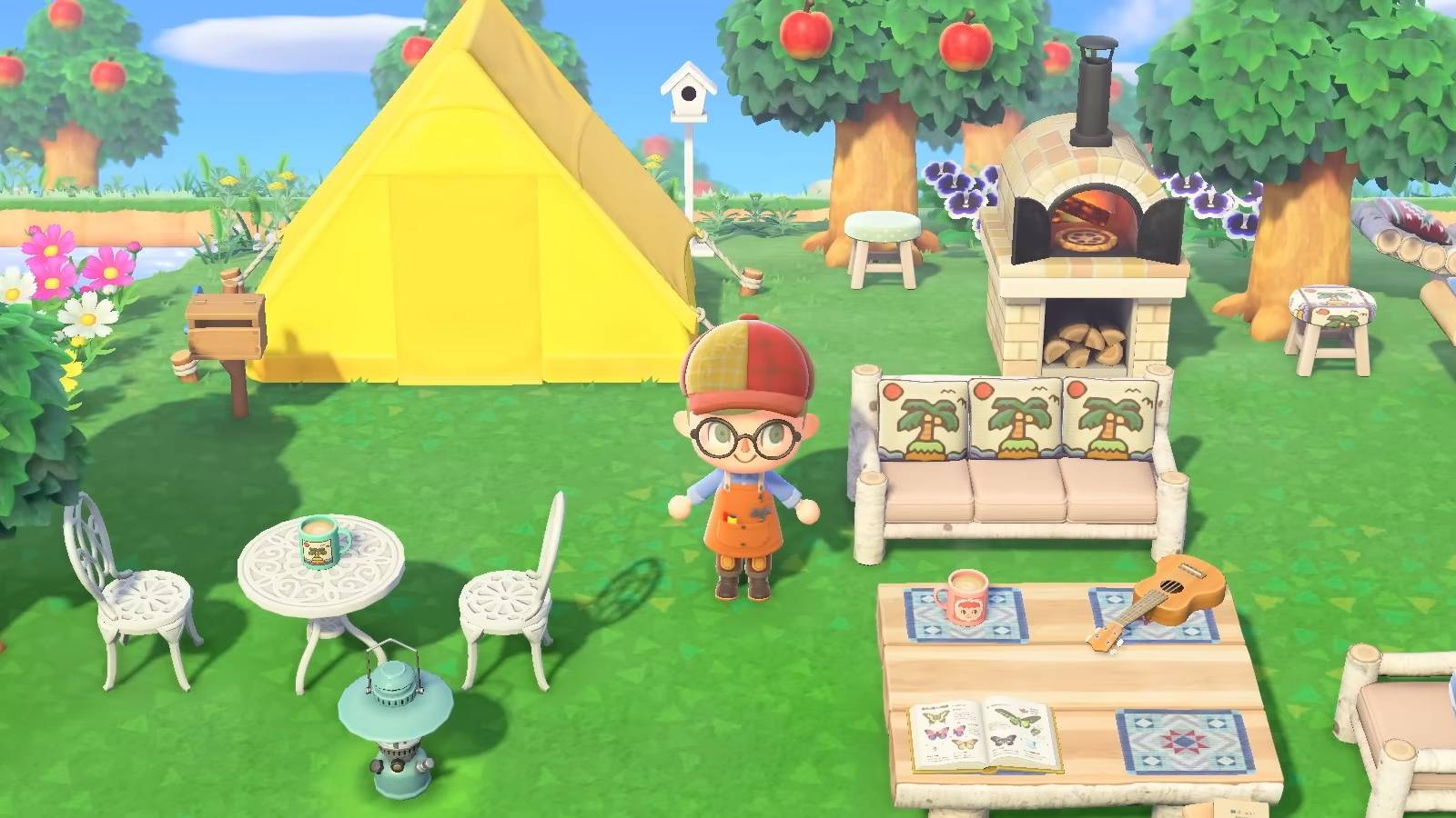 Animal Crossing: New Horizons Player Makes Detailed Bar Inside Their House