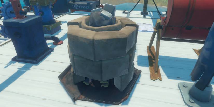 Raft: Are Advanced Batteries Worth Crafting?