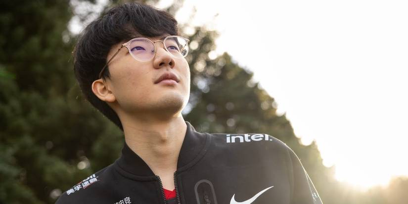 Best League of Legends ADC Pro Players