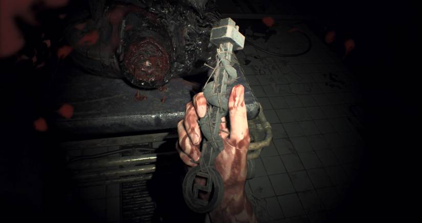 Resident Evil 7: How to Find the Red and Blue Key Cards