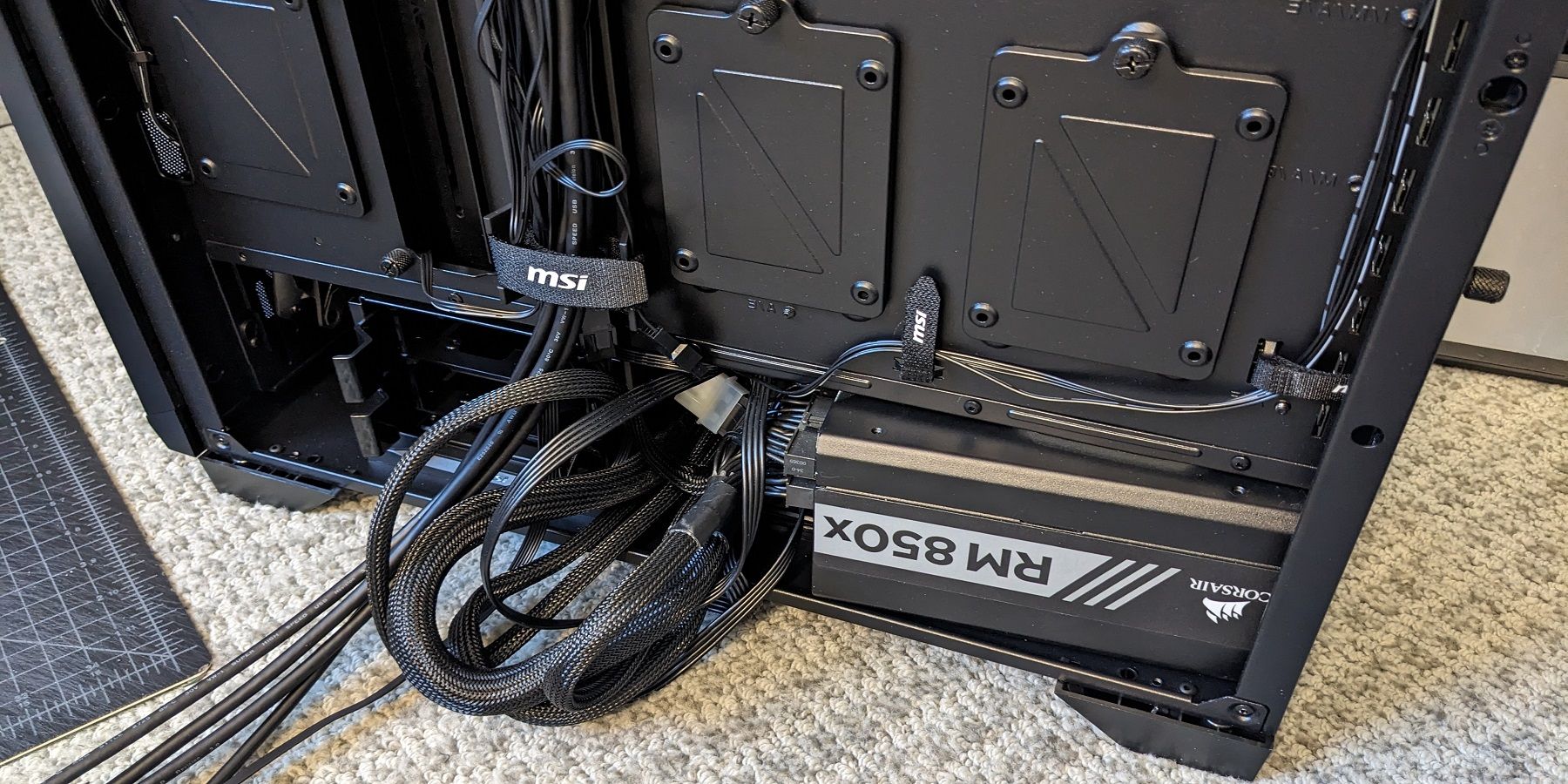 MSI MPG Gungnir 300R Airflow Review