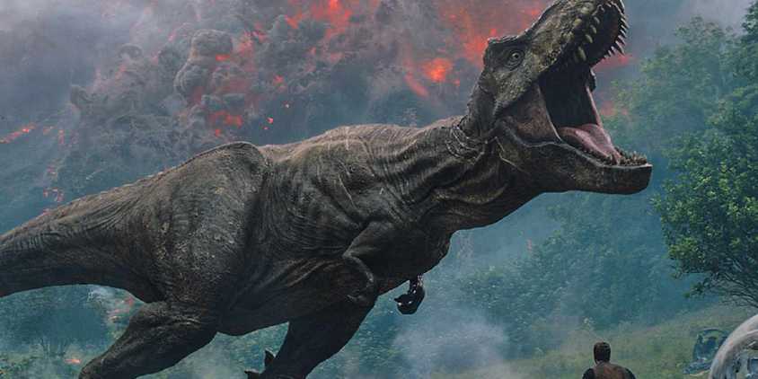 Jurassic World Star Is Okay with 'Dying in the First 5 Minutes' of the ...