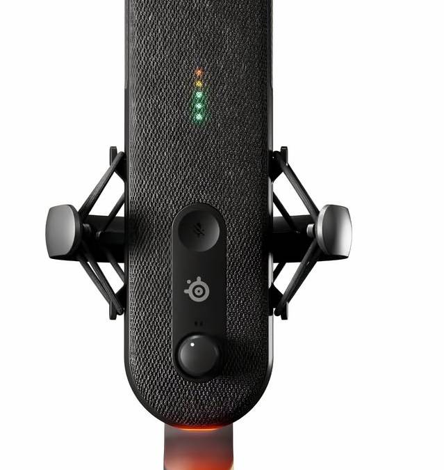 SteelSeries Alias Versus Alias Pro Review