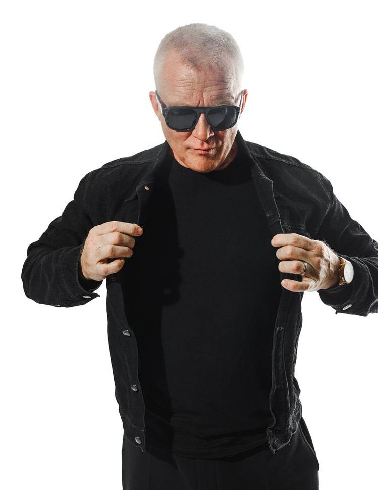 Anthony Michael Hall Interview Talks Trigger Warning Film, Reacher ...