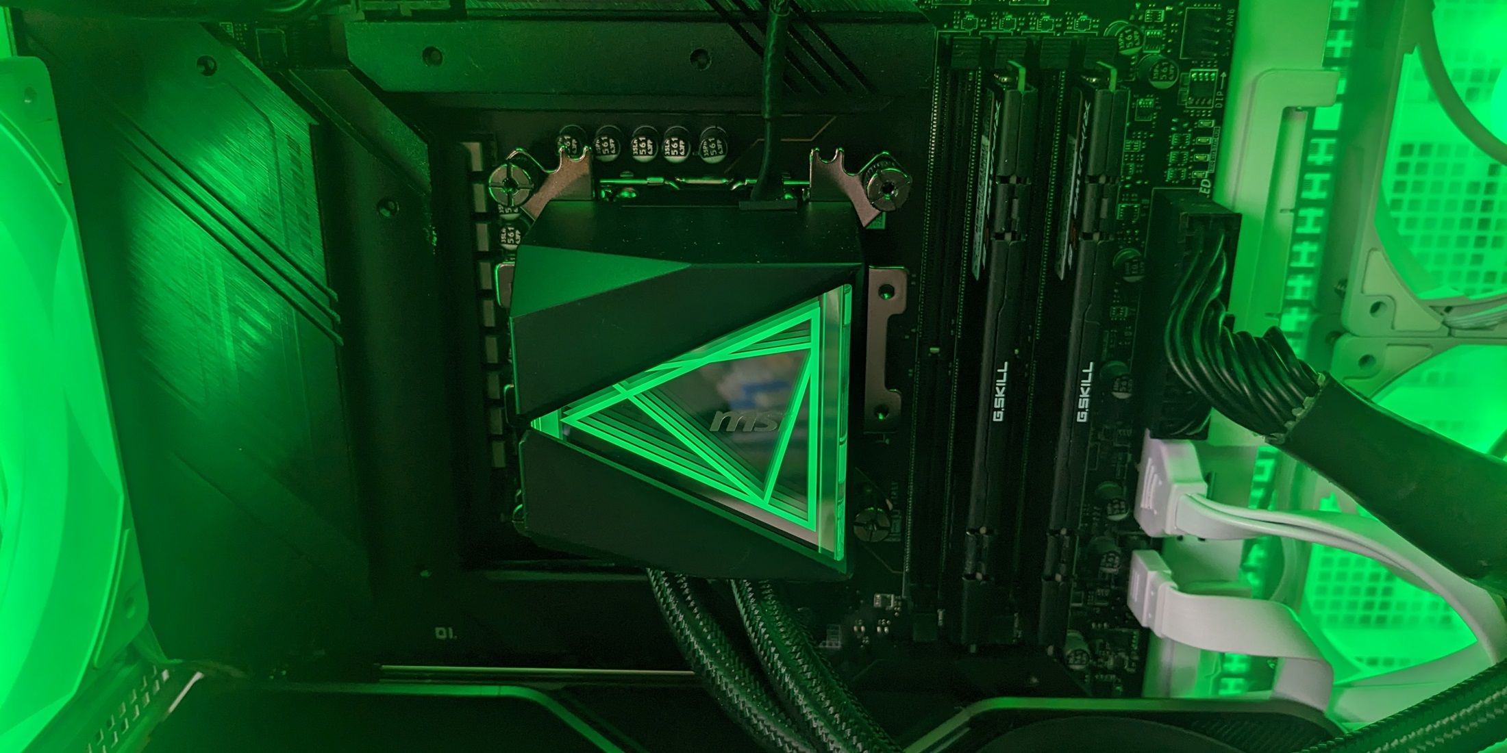 MSI MAG CoreLiquid I360 Review: The Easiest to Install AIO Liquid ...