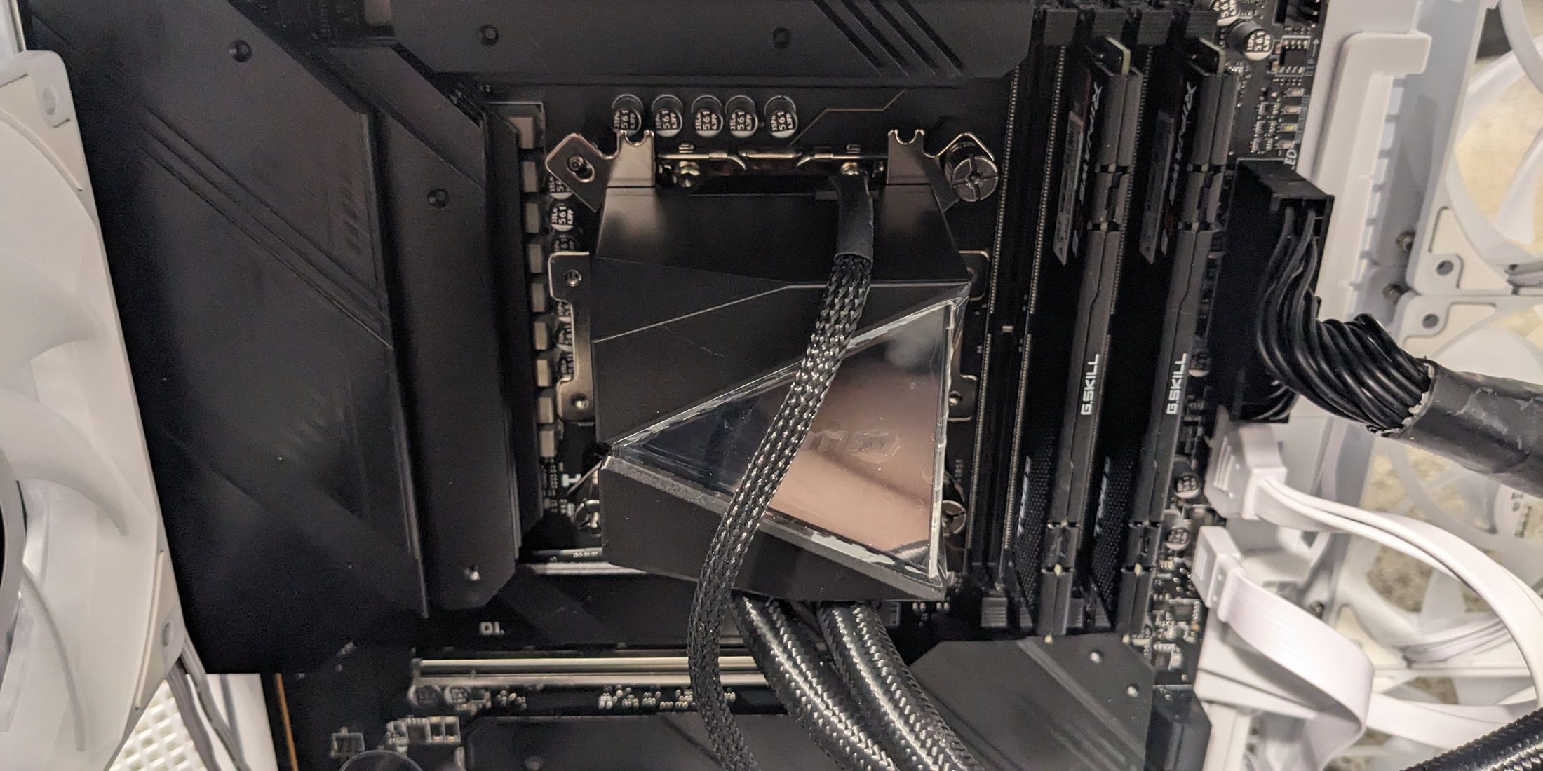 MSI MAG CoreLiquid I360 Review: The Easiest to Install AIO Liquid ...