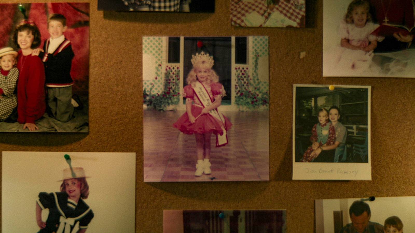 The True Story Behind Netflix's Cold Case: Who Killed JonBenet Ramsey?