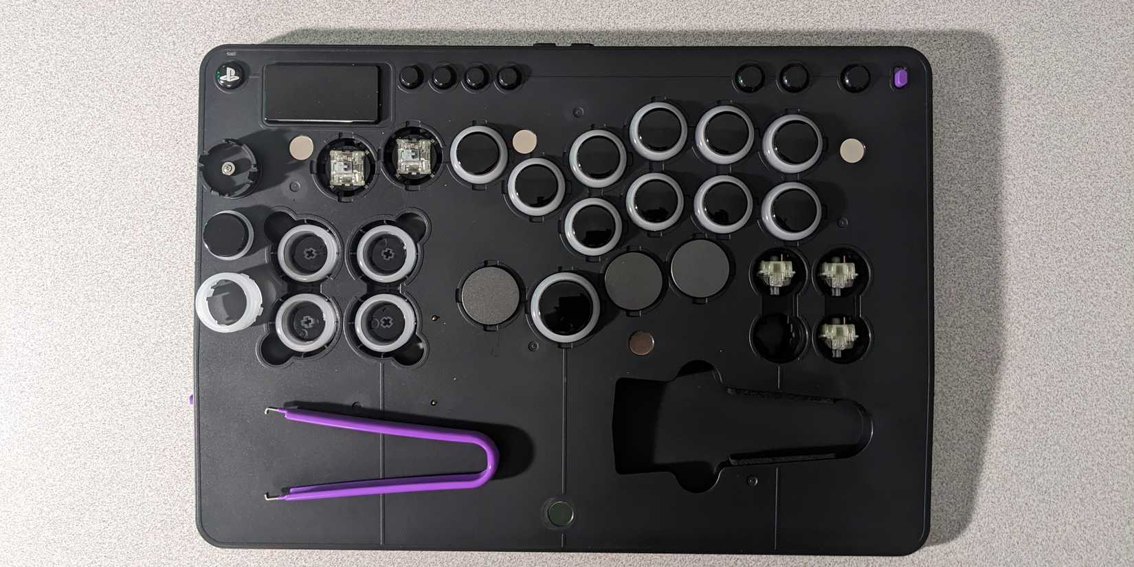 We Reviewed the Victrix Pro KO Leverless Fight Stick