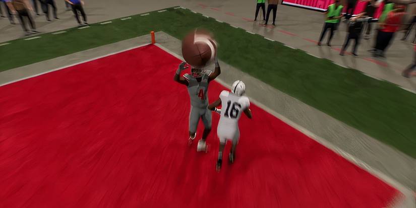 How to Lob Pass in College Football 26