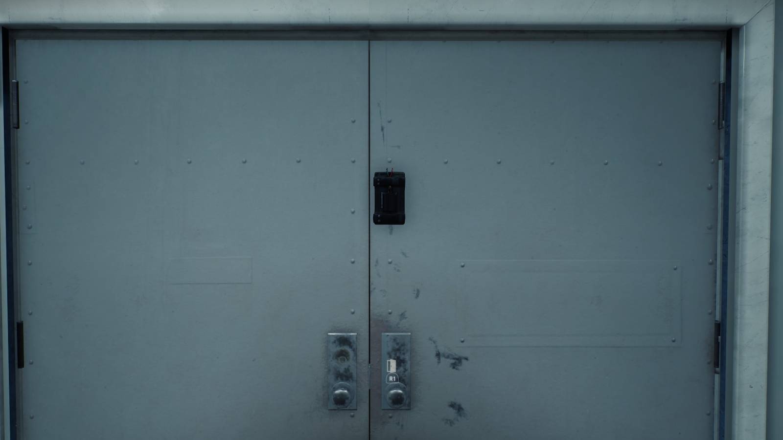 How to Use C2 in Ready or Not