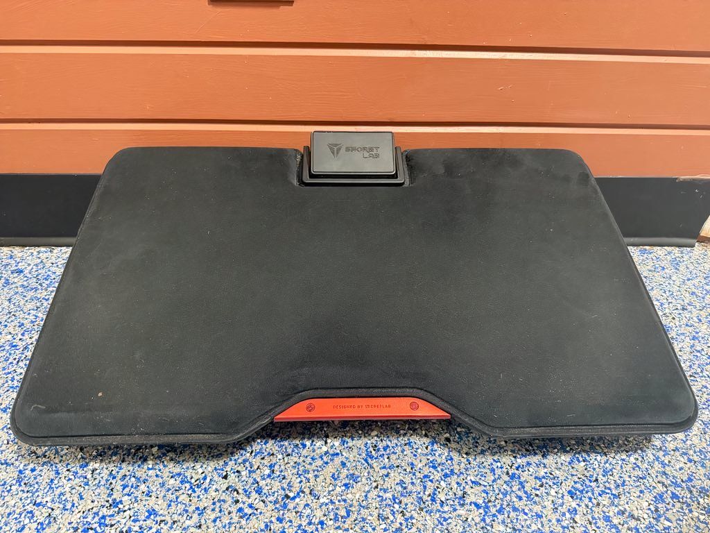 Secretlab's Ergonomic Accessories Compared: Otto Adjustable Legrest vs ...