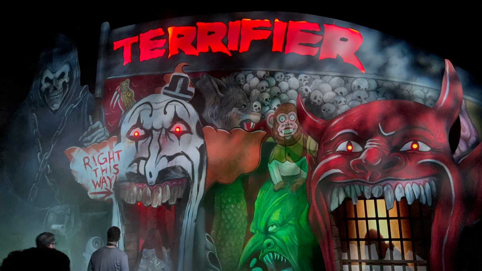 Halloween Horror Nights 2025: A Newbie's Review